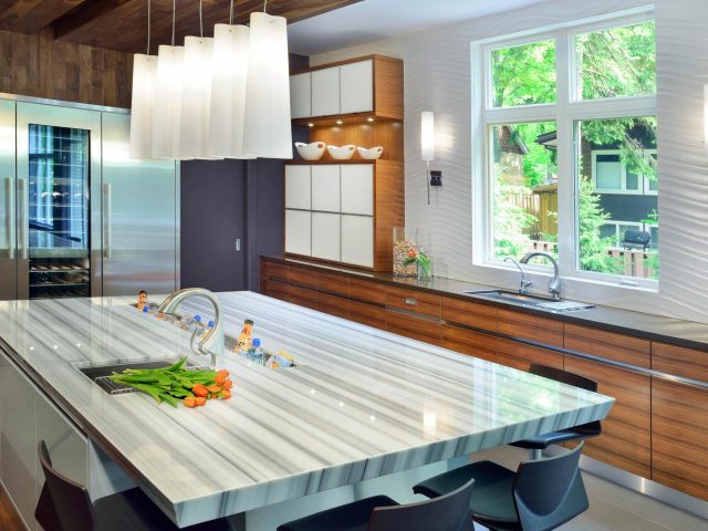 15 Impressive Kitchen Colored Counter-top to Inspire You